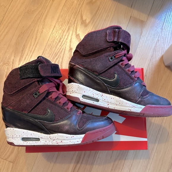 Nike | Shoes | Rare Limited Edition Nike Air Revolution | Poshmark